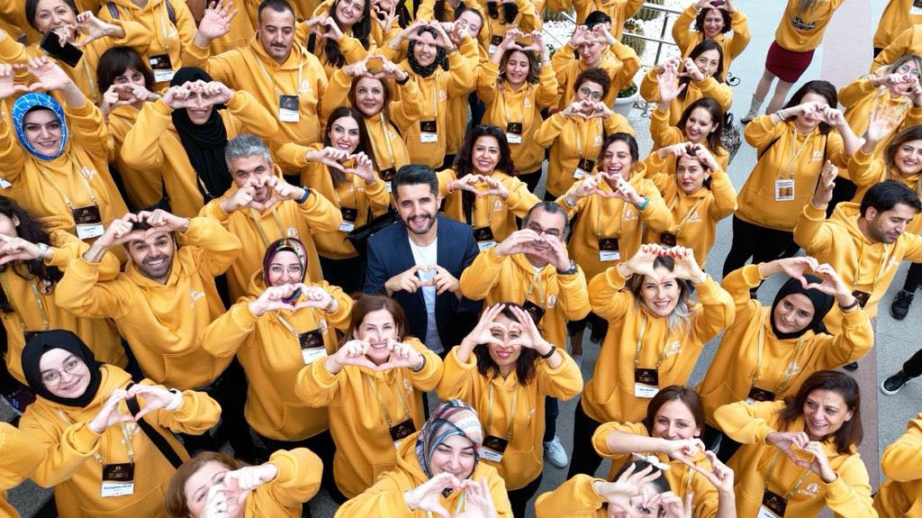 “Teach Me A Game” En İyiler Arasına Girdi